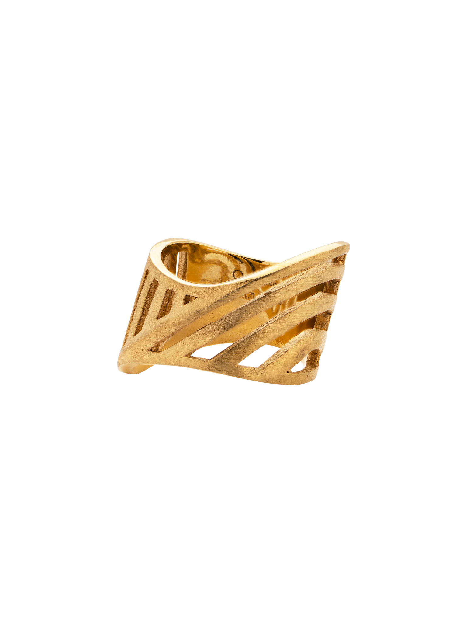 Sharch cut out ring gold by Cristina Cipolli Jewellery | Finematter